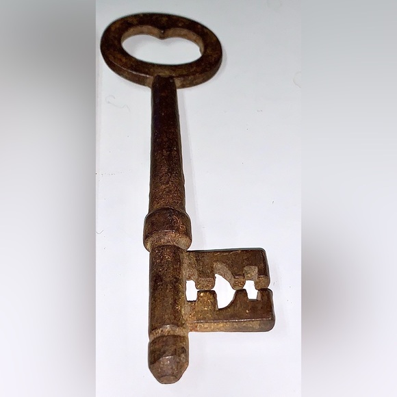 Art | Vintage 180s 19th Century Antique Solid Barrel Hand Wrought Iron ...
